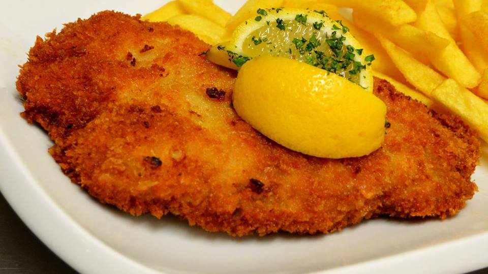 ESN goes Schnitzel eating | ESN Uni Wien